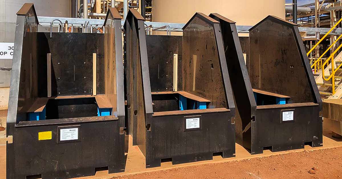 IBC Unloading for an Australian Mine Site - Snosko - Storage & Systems ...